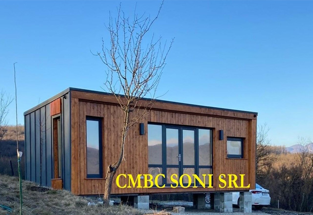 Case modulare, Hale metalice,Scari interioare